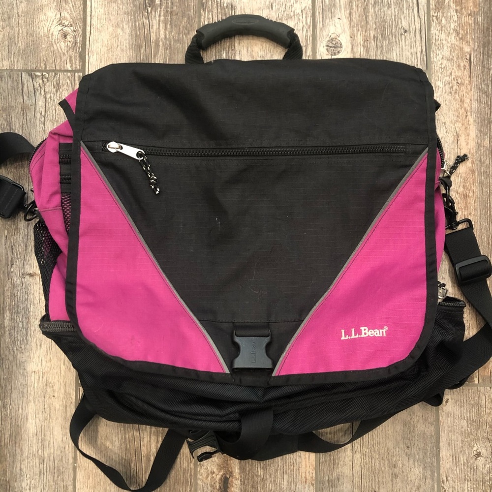 L.L Bean Magenta And Black Messenger Bag - Gem